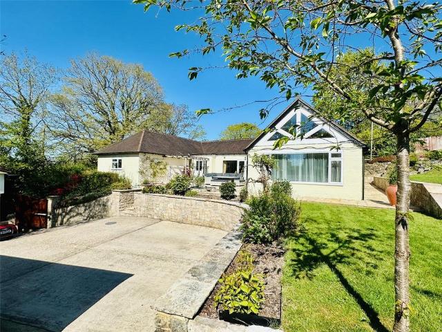 5 bedroom bungalow for sale
