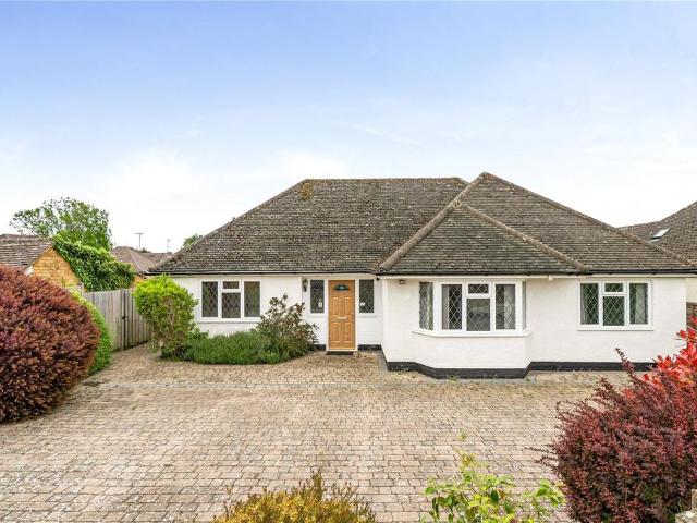 4 bedroom bungalow for sale
