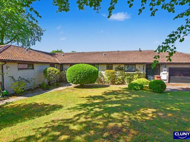 5 bedroom bungalow for sale