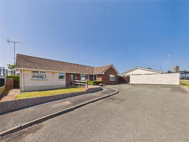 5 bedroom bungalow for sale