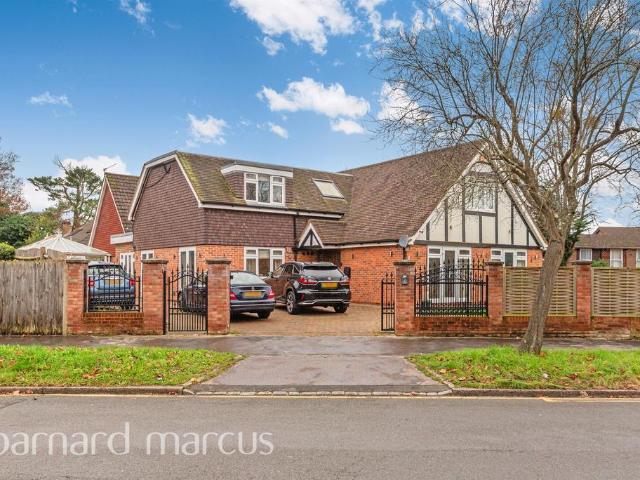 5 bedroom bungalow for sale