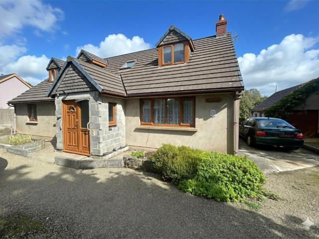 5 bedroom bungalow for sale