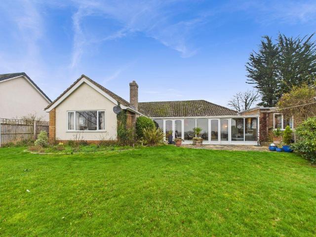 5 bedroom bungalow for sale