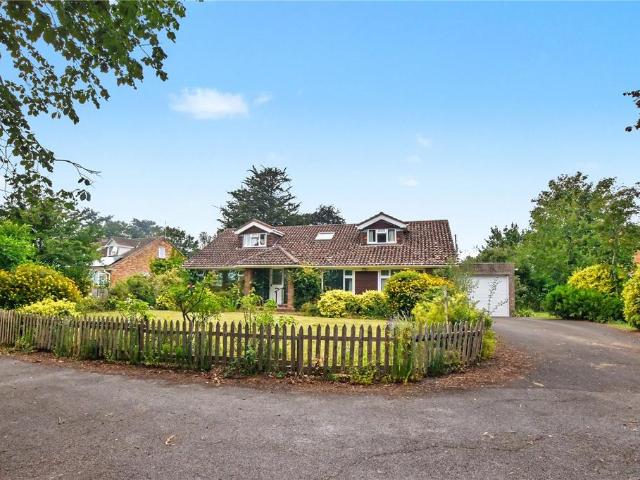 5 bedroom bungalow for sale