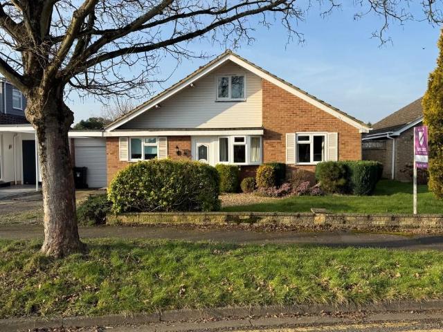 5 bedroom bungalow for sale