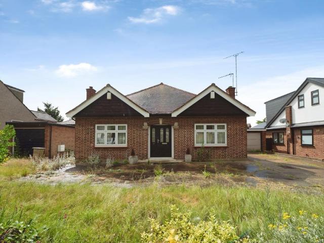 5 bedroom bungalow for sale