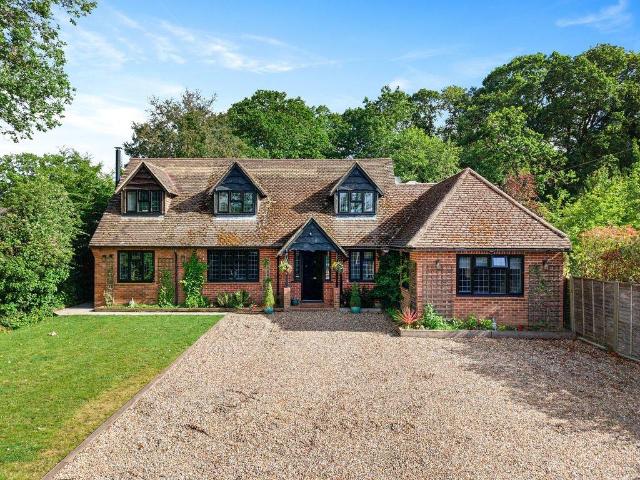 5 bedroom bungalow for sale