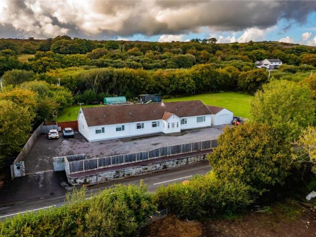 5 bedroom bungalow for sale