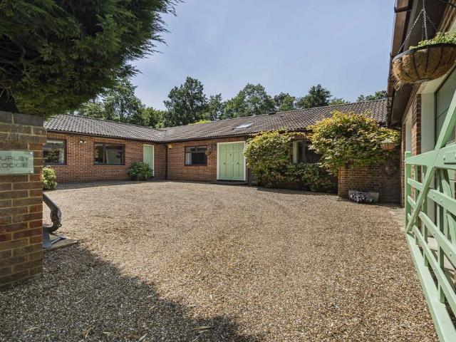 5 bedroom bungalow for sale