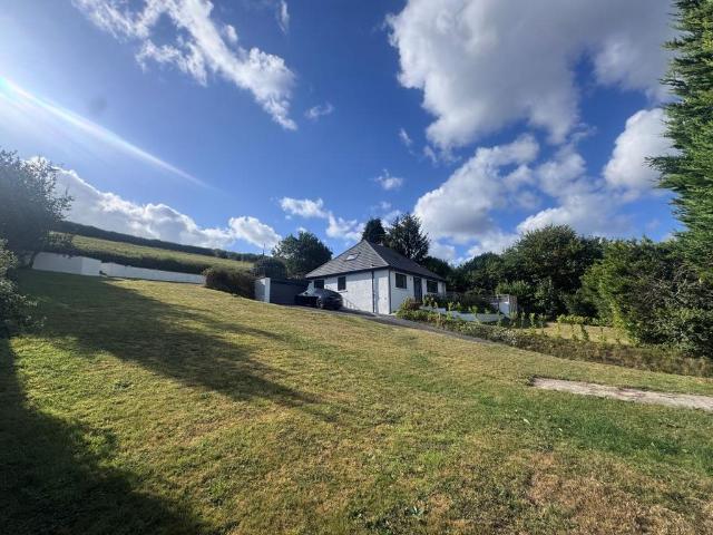 5 bedroom bungalow for sale