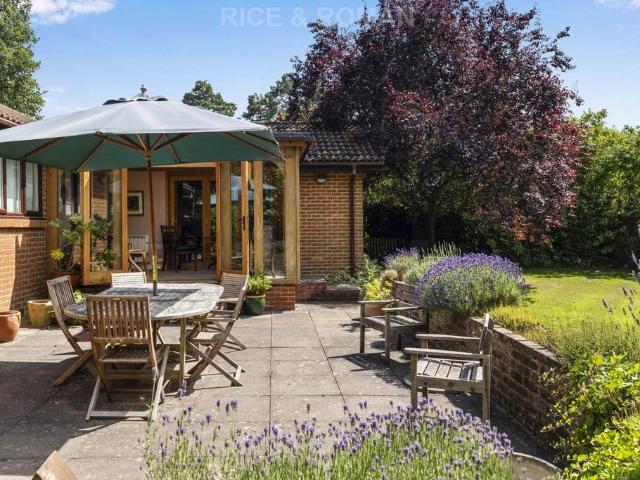 5 bedroom bungalow for sale
