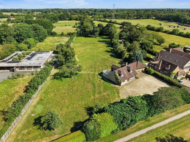 5 bedroom bungalow for sale