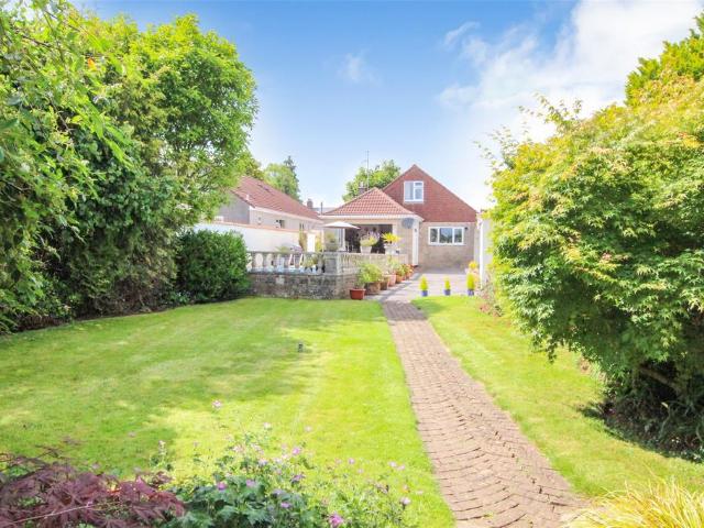 5 bedroom bungalow for sale