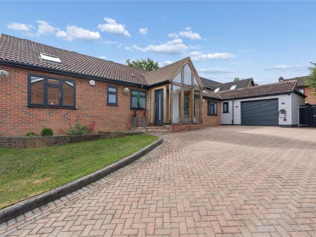 5 bedroom bungalow for sale