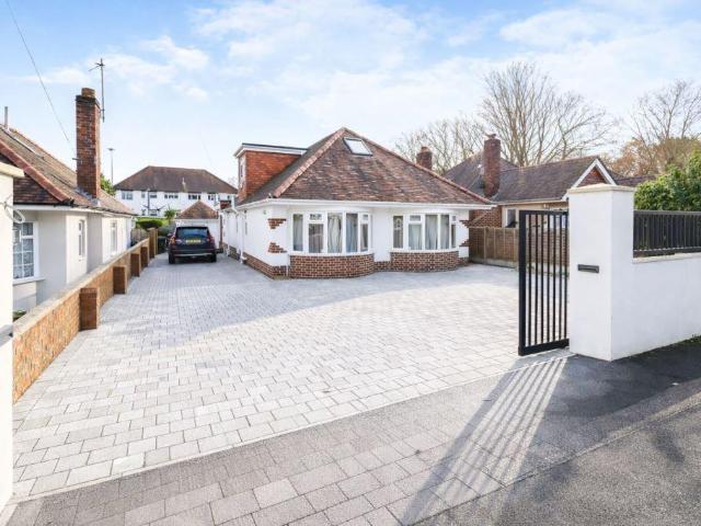 5 bedroom bungalow for sale