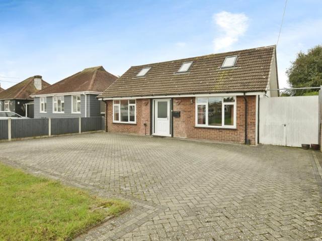 5 bedroom bungalow for sale