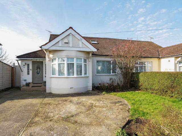 5 bedroom bungalow for sale