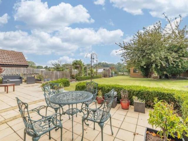 5 bedroom bungalow for sale in Canterbury Road, Wingham, Canterbury, Kent, CT3