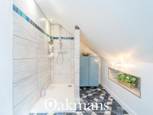 5 bedroom detached house for sale in Gilmorton Close, Birmingham, West Midlands, B17