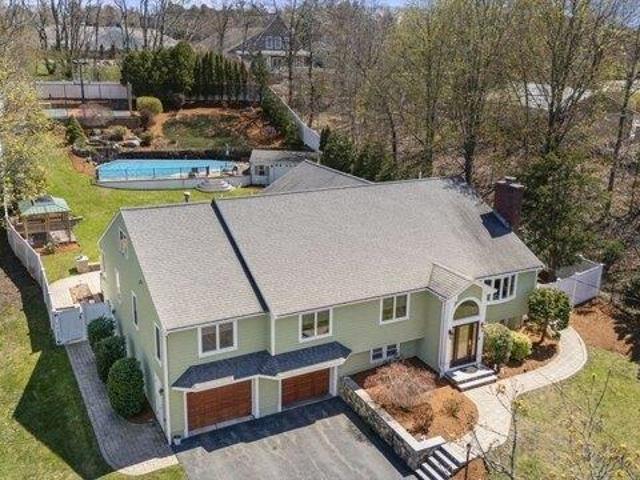 5 bedroom, Burlington MA 01803 LS102798590