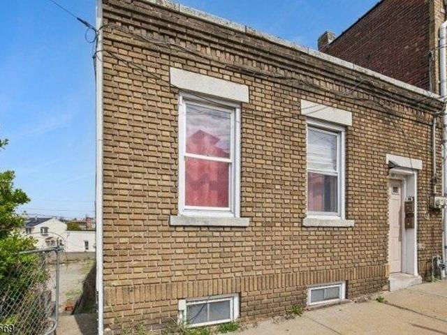 5 bedroom, Garfield NJ 07026 LS102317895