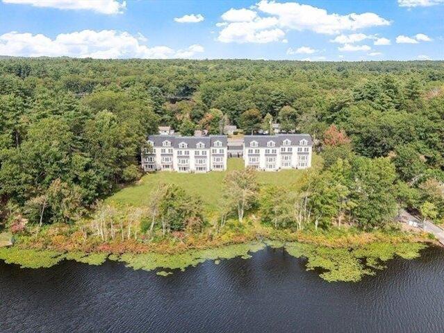 5 bedroom, Georgetown MA 01833 104757327
