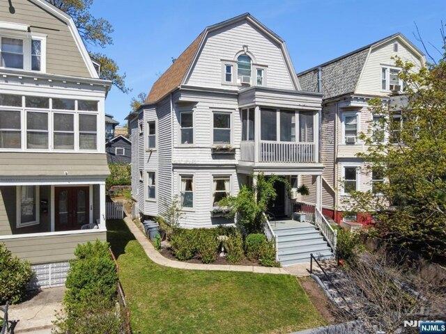5 bedroom, Glen Ridge NJ 07028 102312695