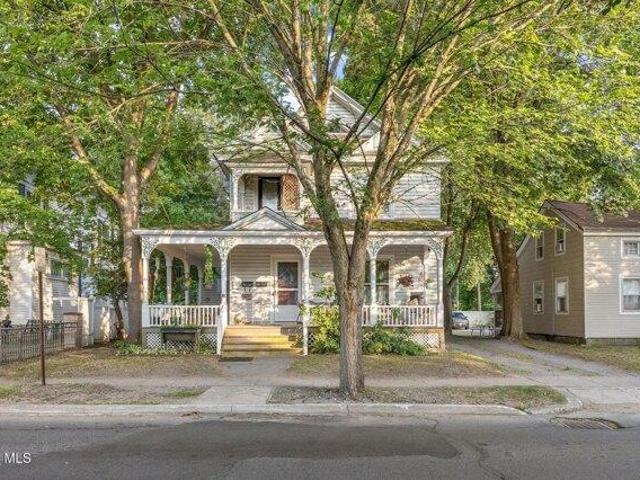 5 bedroom, Glens Falls NY 12801 104898799