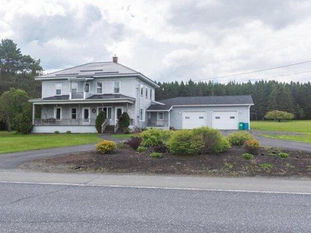 5 bedroom, Grand Isle ME 04746 104408702