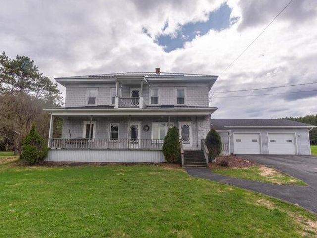 5 bedroom, Grand Isle ME 04746 LS103037633