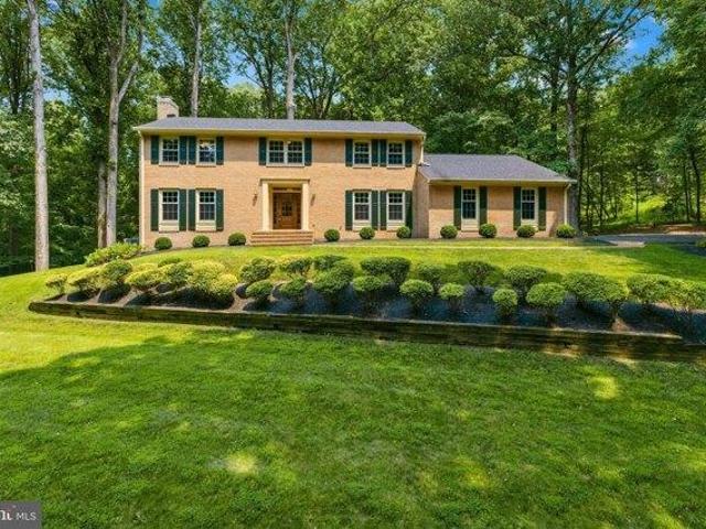 5 bedroom, Great Falls VA 22066 104898384