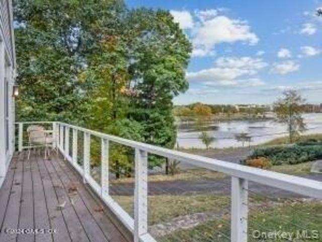 5 bedroom, Greenwich CT 06830 104808011