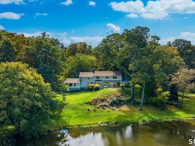 5 bedroom, Greenwich CT 06831 LS102775760