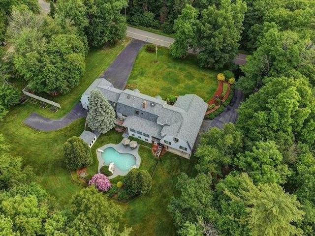 5 bedroom, Greenland NH 03840 104650162