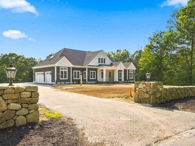 5 bedroom, Douglas MA 01516 105117115