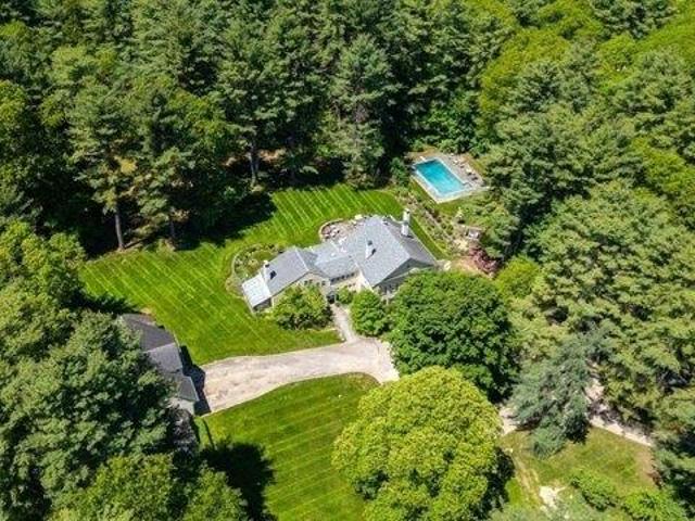 5 bedroom, Dover MA 02030 LS102724677
