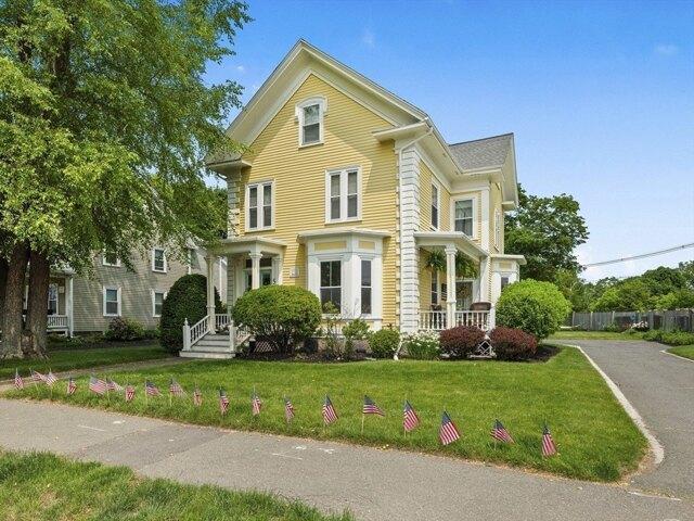 5 bedroom, Danvers MA 01923 102728708