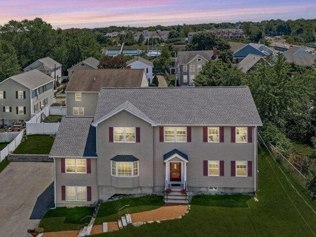 5 bedroom, Danvers MA 01923 104687554
