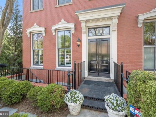5 bedroom, DC DC 101948617