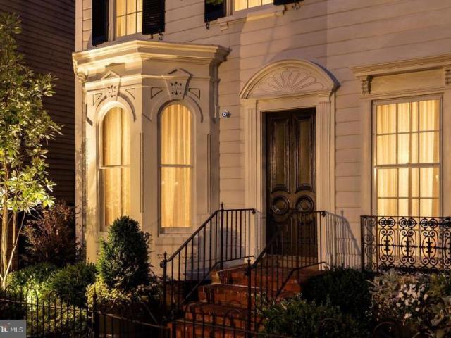 5 bedroom, DC DC 102204454