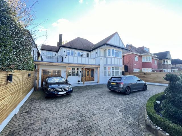 5 Bedroom Detached