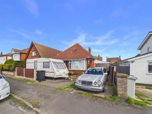5 Bedroom Detached Bungalow