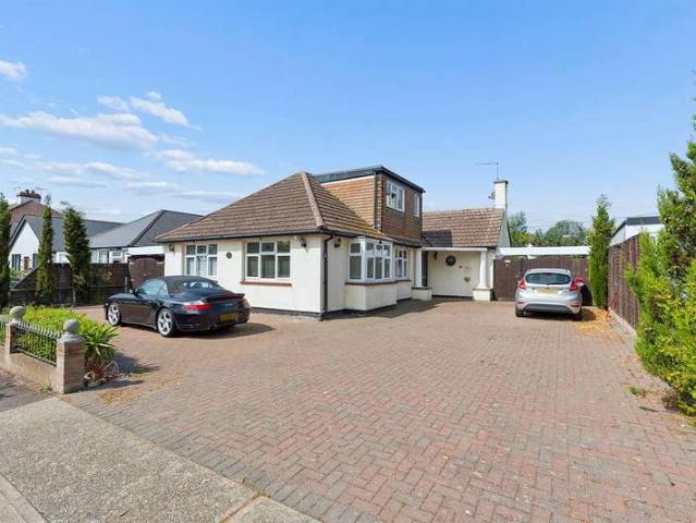 5 Bedroom Detached Bungalow