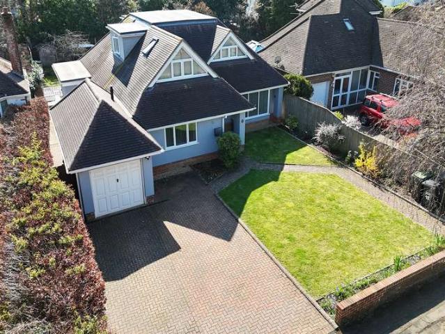 5 Bedroom Detached Bungalow