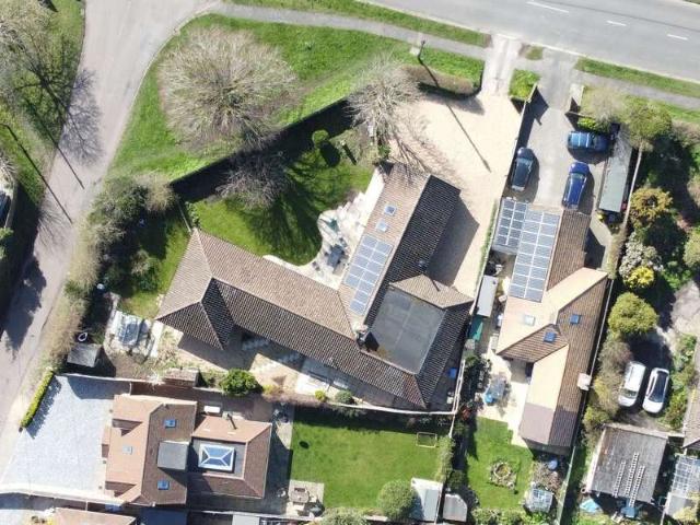 5 Bedroom Detached Bungalow
