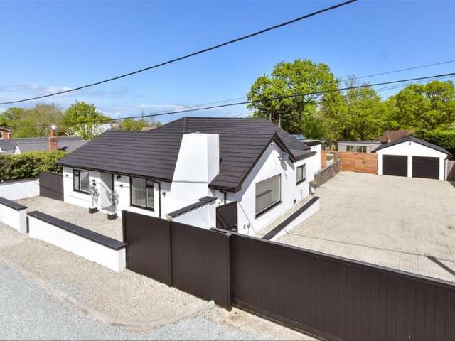 5 Bedroom Detached Bungalow