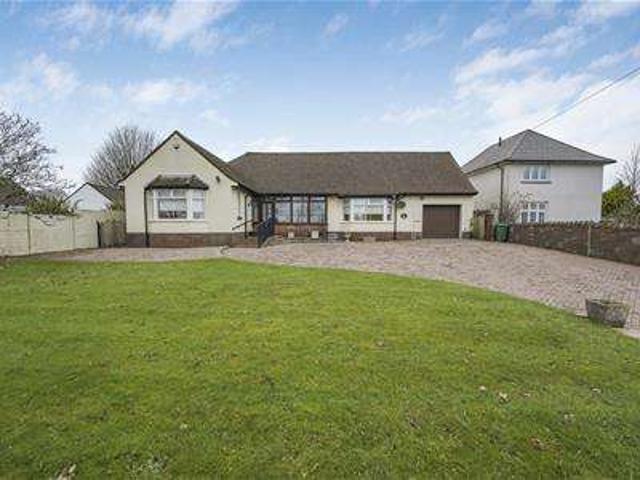 5 Bedroom Detached Bungalow