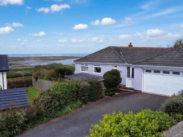 5 Bedroom Detached Bungalow
