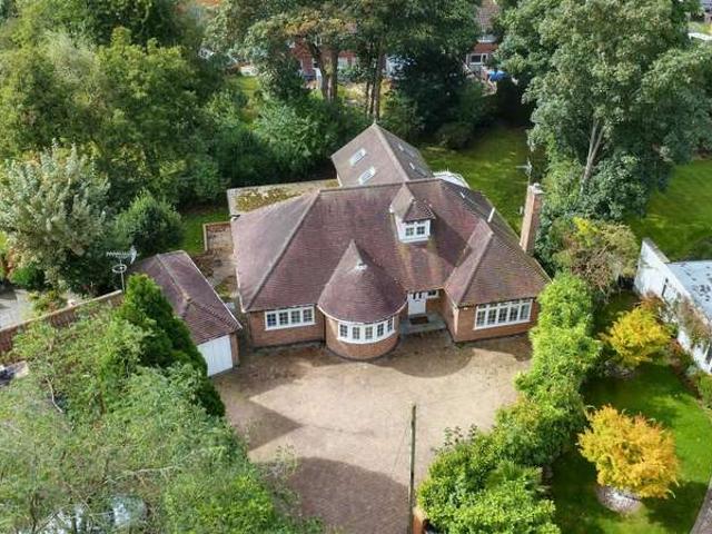 5 Bedroom Detached Bungalow