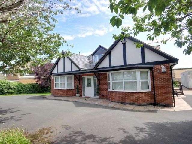 5 Bedroom Detached Bungalow